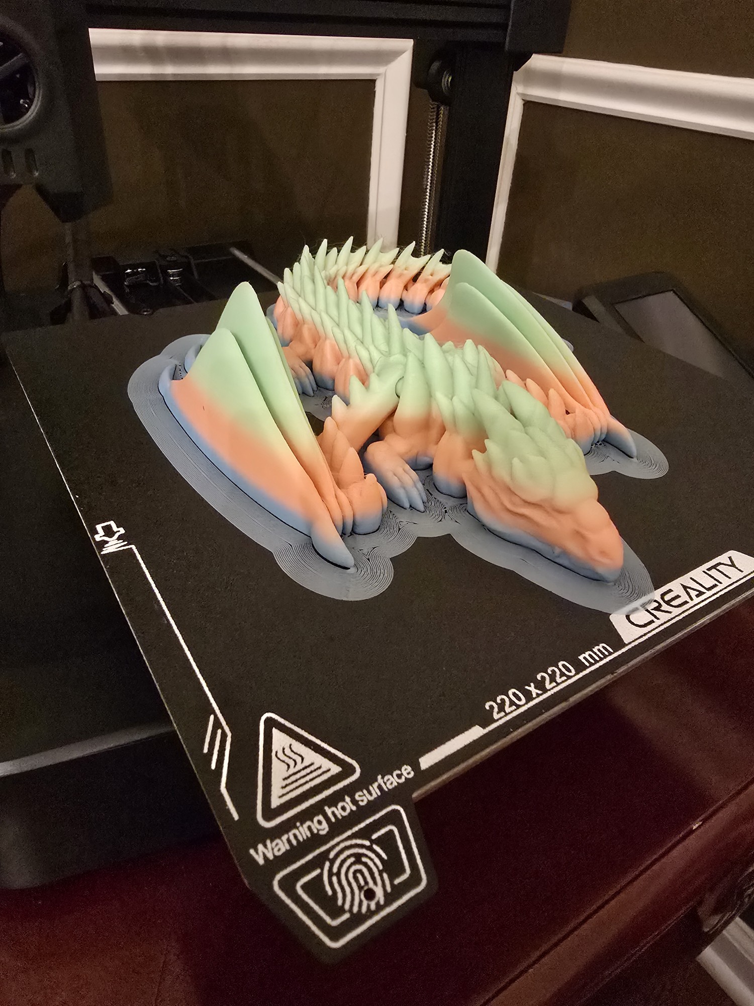 First bigger print with new V3 KE. Everything went smooth. Was worried it would get to 95% and ...