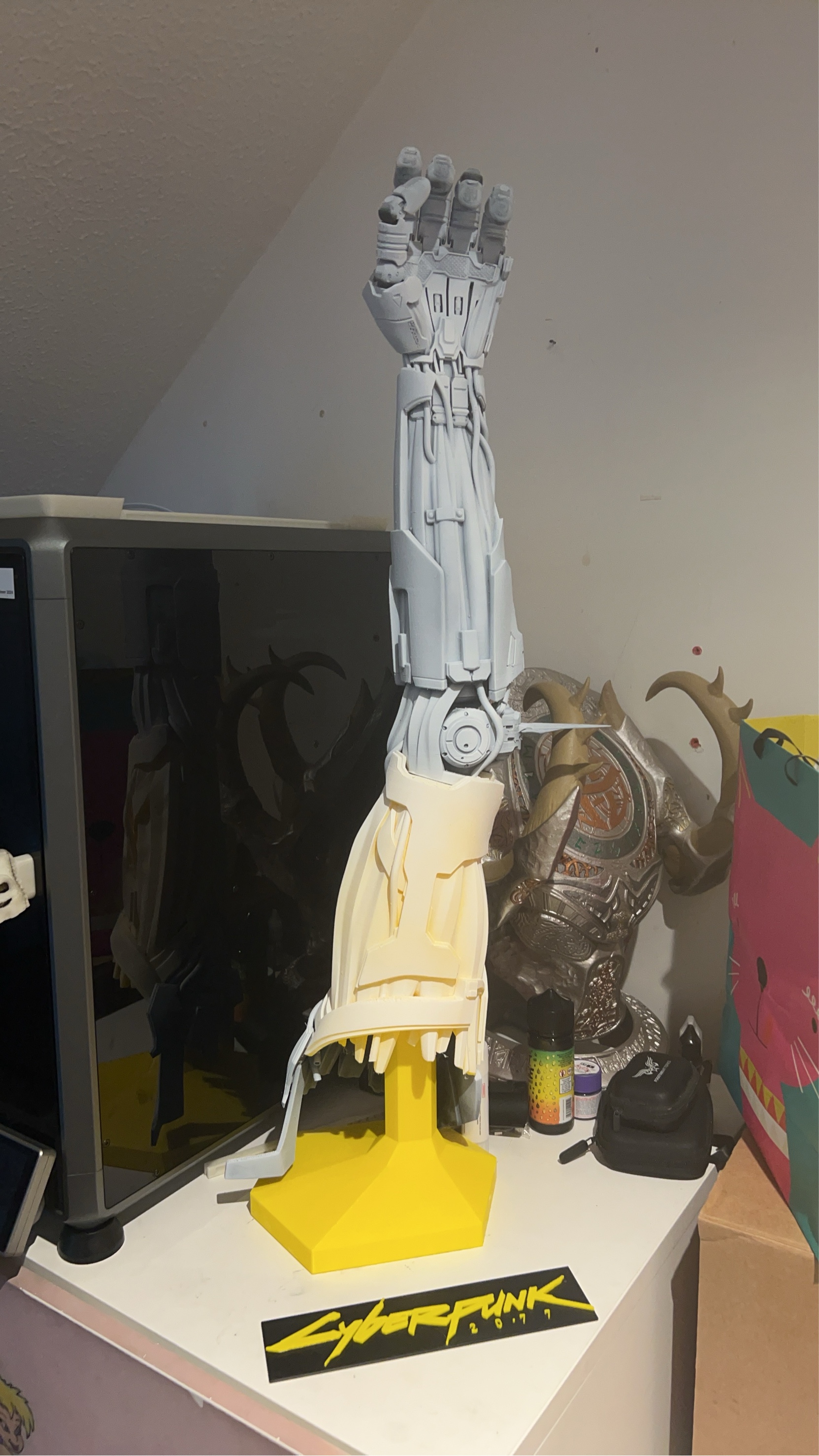 1:1 Johnny silverhand arm complete! Just needs painting. .2 layer ...