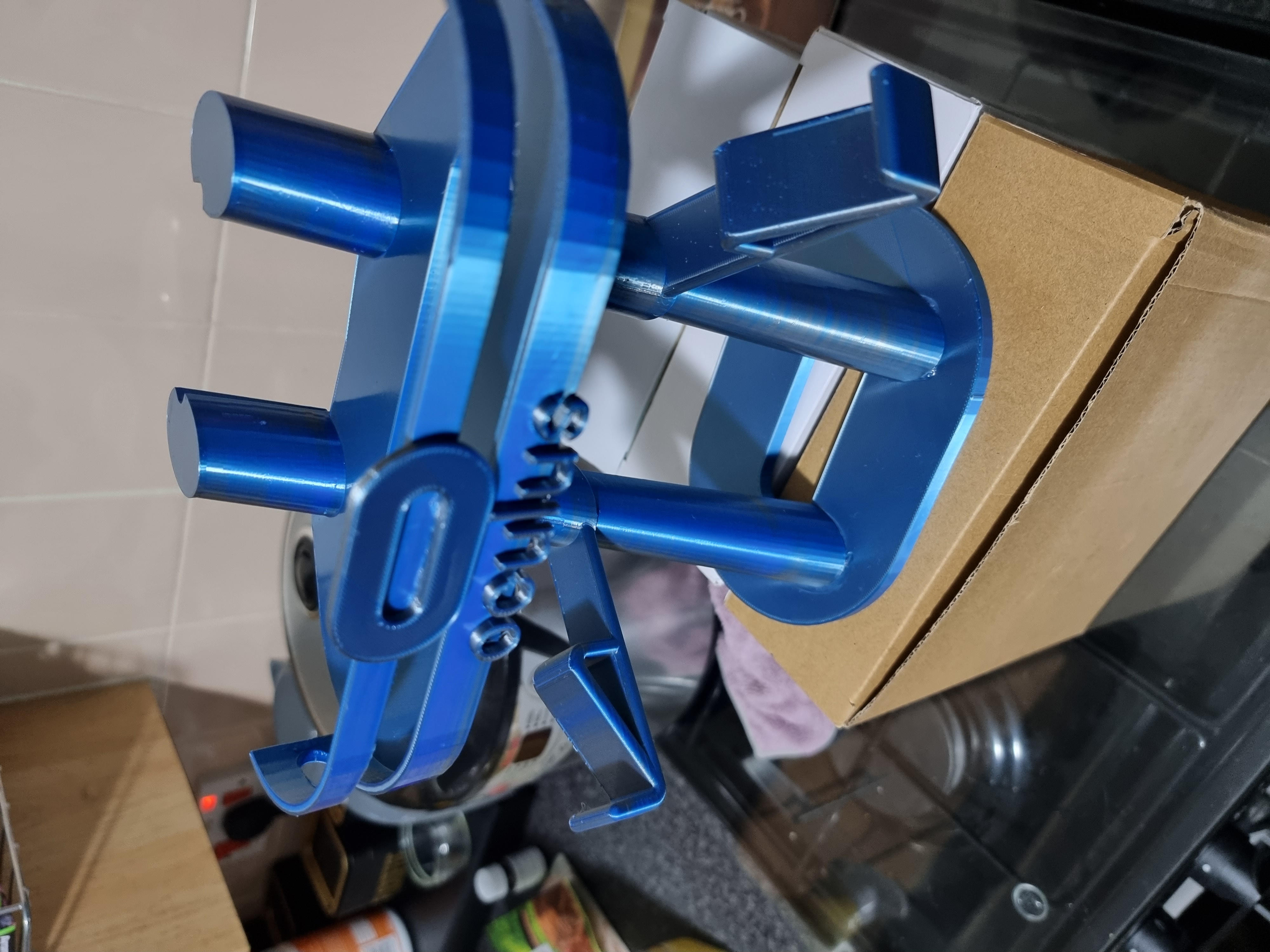 oculus quest 2 stand | 3D models download | Creality Cloud