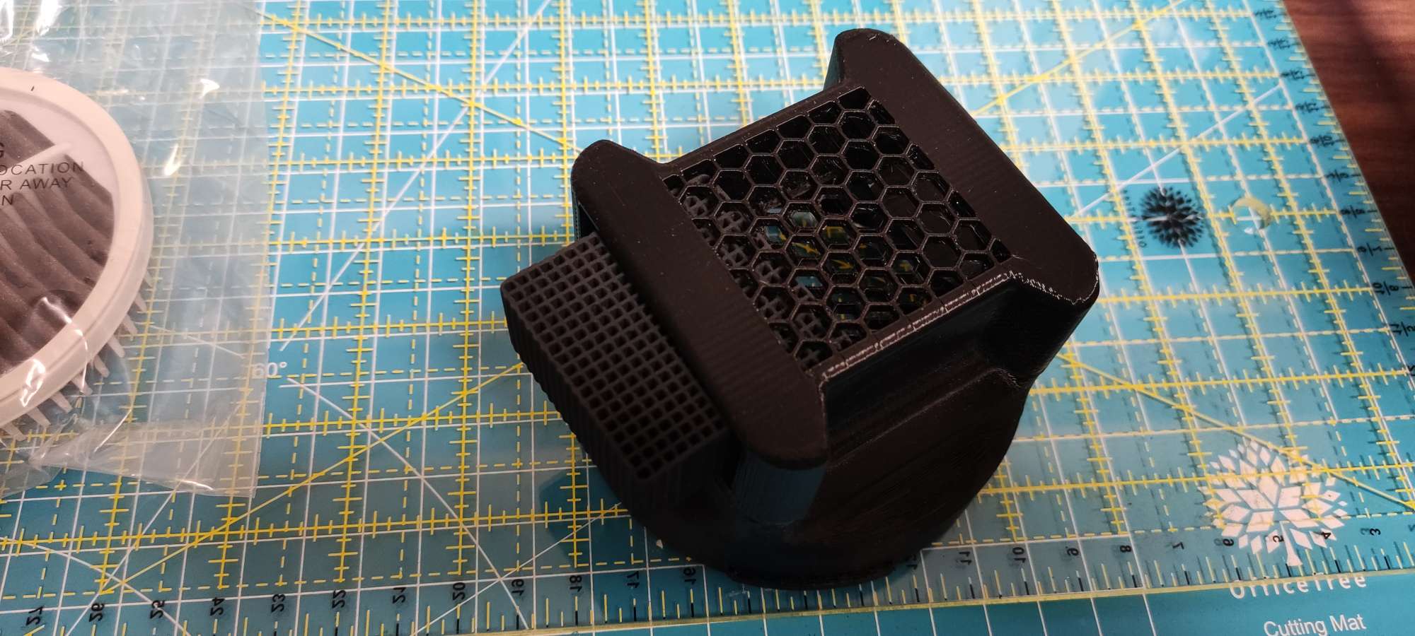 Hepafilter + Carbon Filter Holder for Creality K1 | 3D models download ...