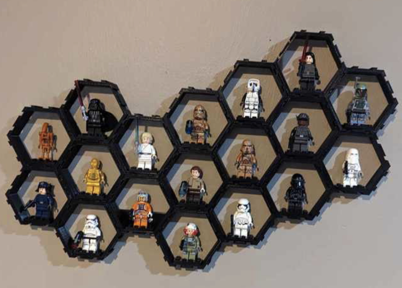 Board Games & Card Games STL ダウンロード - Hex Lego wall mount - proprints21