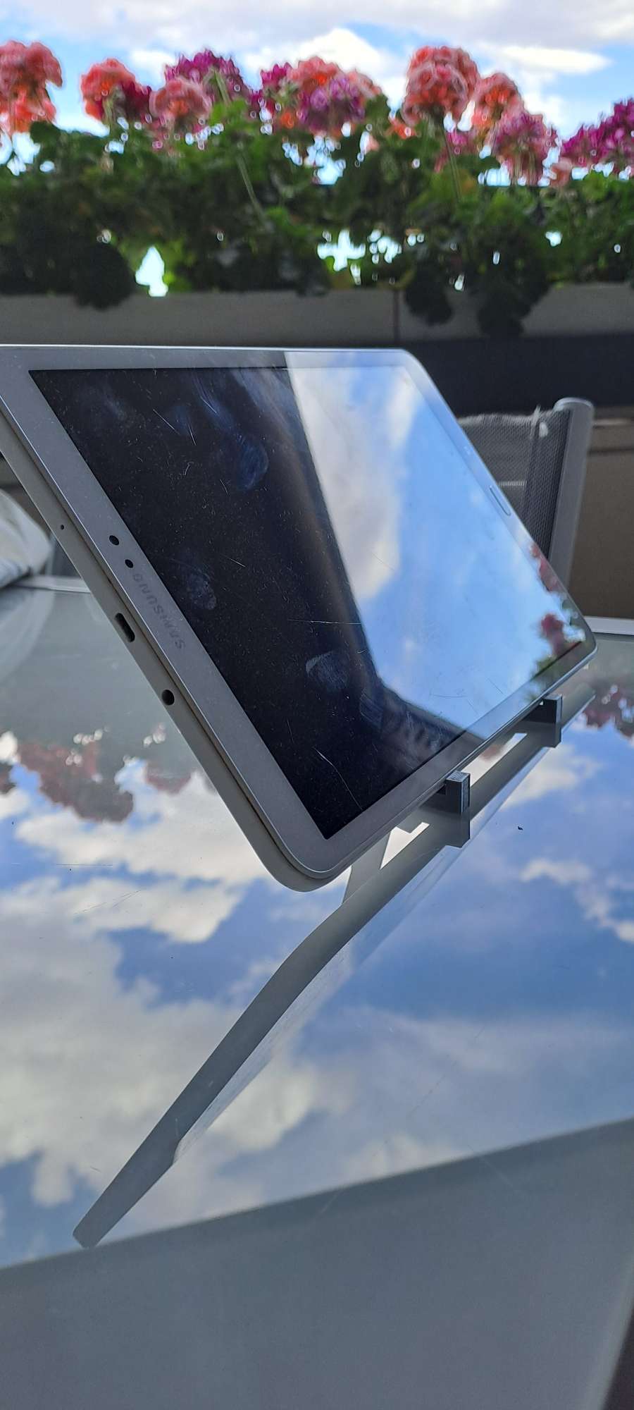 Tablet Stand | 3D models download | Creality Cloud