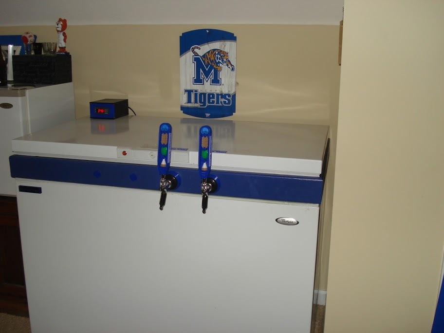 Fermware.com WBHY Tap Handles w/ Magnetic Placards | 3D models download ...