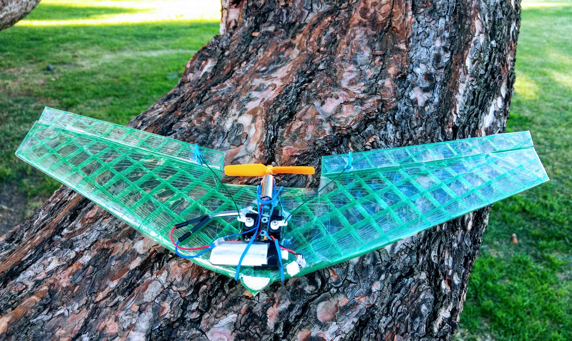 Micro Flying Wing for V911/F949 receiver bricks by drcameron | 3D ...