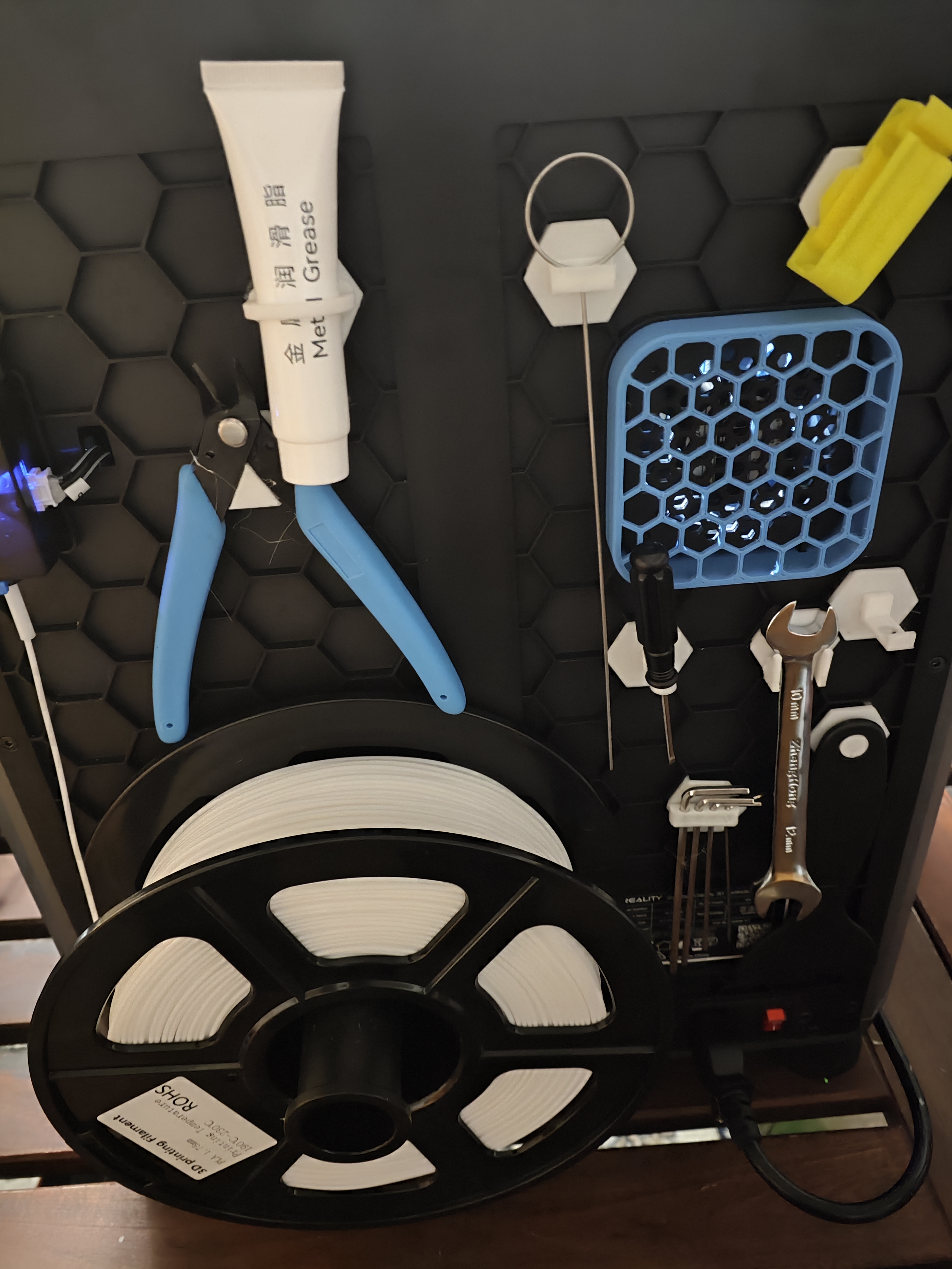 Hexagonal Modular System for K1 Workspace: Holed Hook | 3D models ...