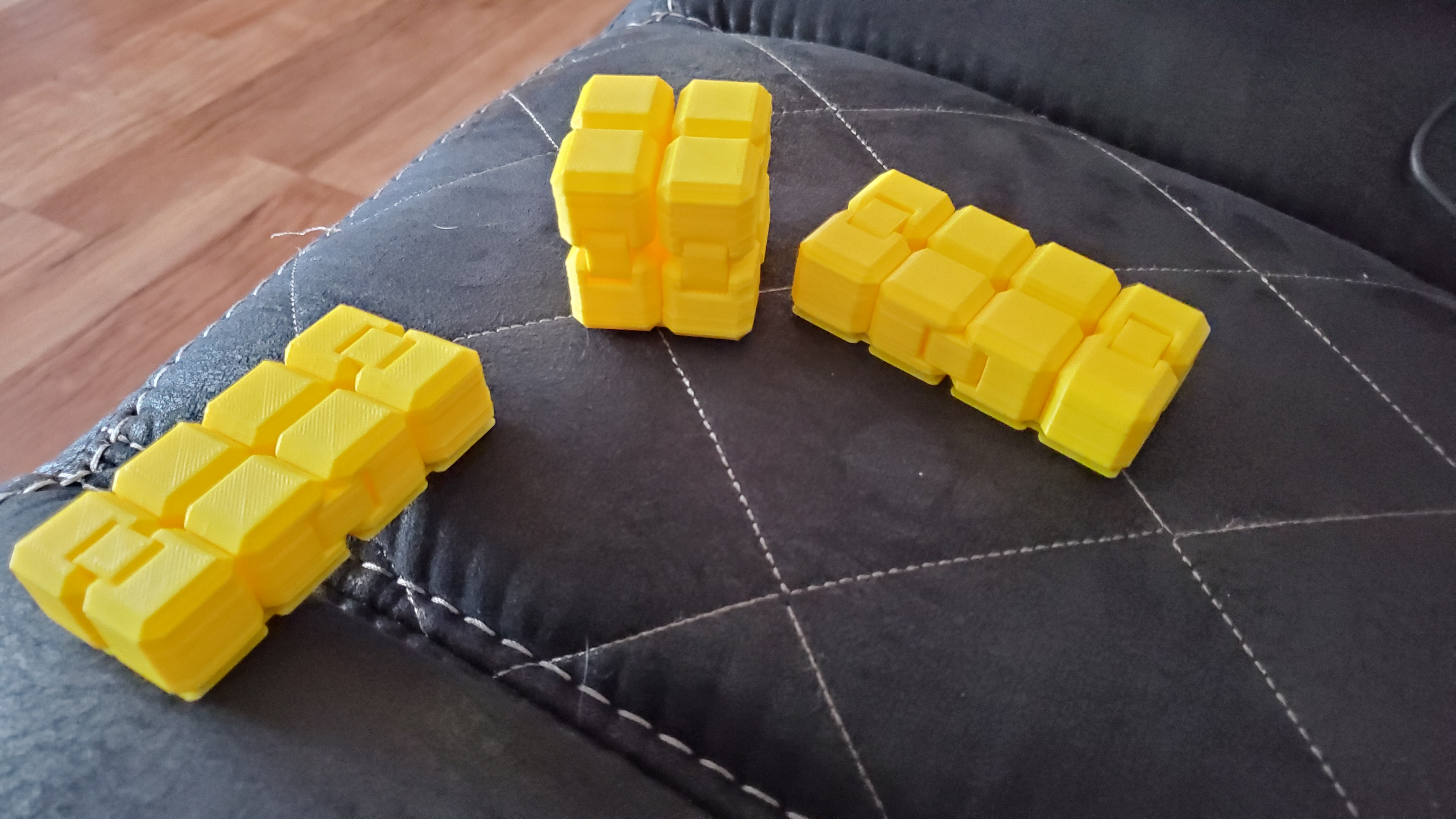 brim works best for my prints easier to clean up. | Creality Cloud